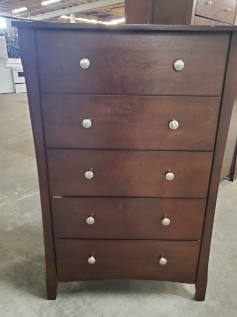 chest 75 | Quality Furniture Rental